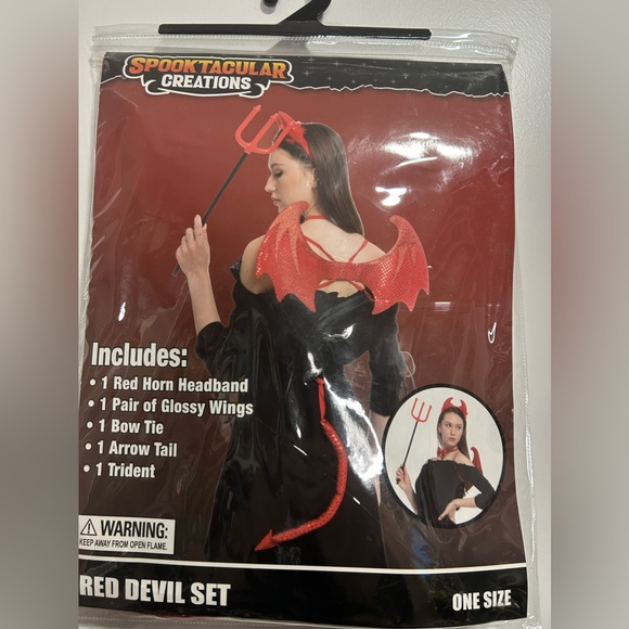 Spooktacular Creations | Other | Spooktacular Creations 5 Pieces ...